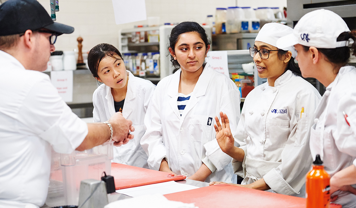 A Lesson in Innovation with Drexel Food Lab Students - Aramark